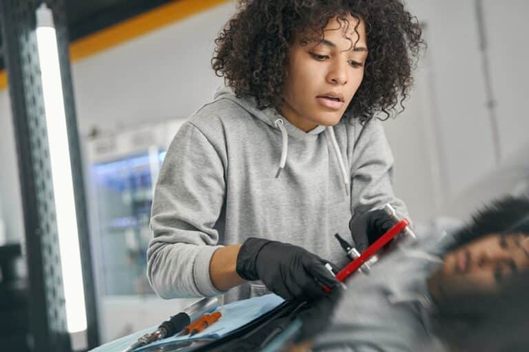 What Type of Windshield Chips Can be Fixed? | Glass.com